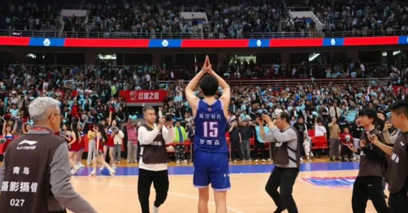 [流言板]媒体人：球迷与球队之间的双向奔赴，是竞技体育最美的篇章-CBA-CBA专区-虎扑社区