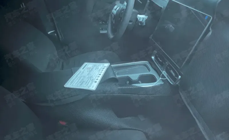 [流言板]零跑Lafa5实车/内饰谍照曝光，将于11月广州车展上市-汽车-汽车区-虎扑社区